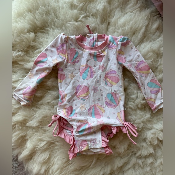 Caden Lane | Swim | Caden Lane Long Sleeve Rashguard Swimsuit 62m Shell ...